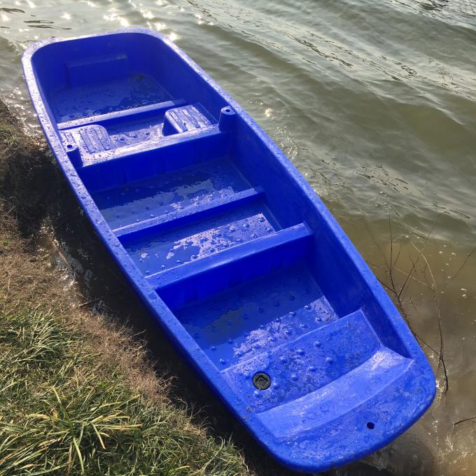 Plastikruderboot B4M Rotomolded, Polyfisch-Fluss-Reihen-Boote mit ...